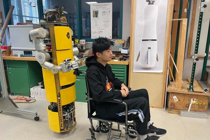Ball-balancing robot could assist wheelchair users – modern-science