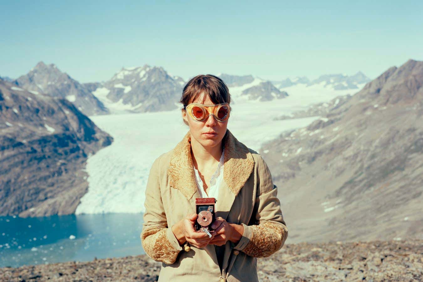 Haunting photos bring fictional female explorers to life – modern-science