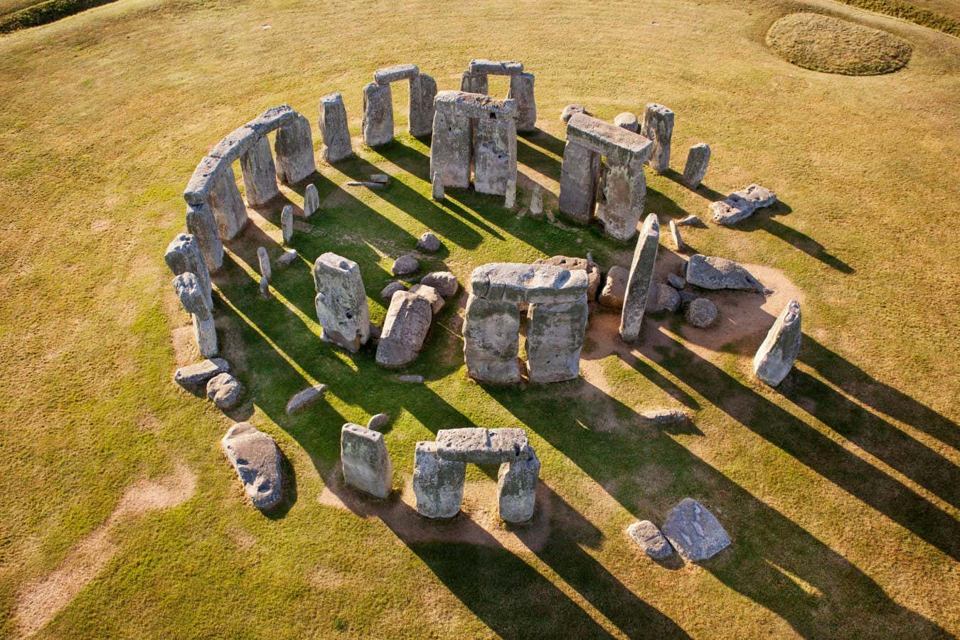 Stonehenge may have been built to unify people of ancient Britain ...