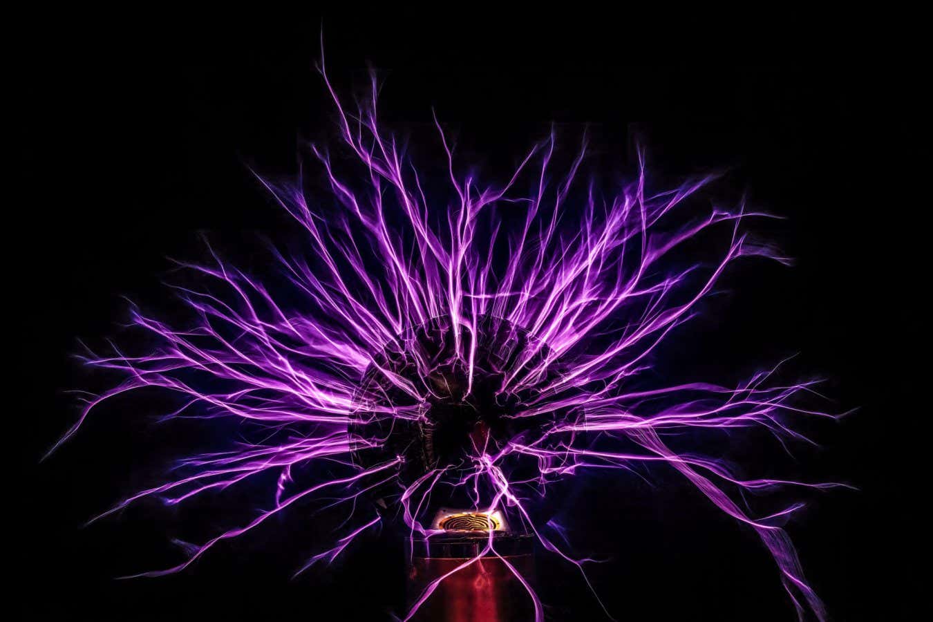 Solving the 250-year-old puzzle of how static electricity works ...